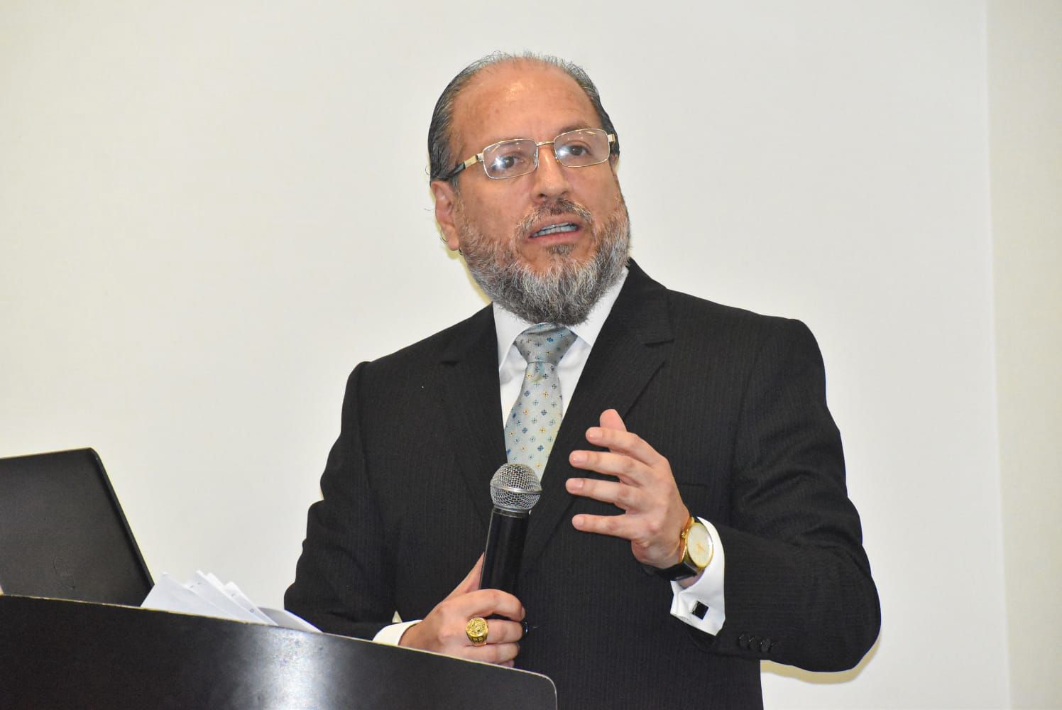 Perú - Iván Torres La Torre: “La soberanía sobre las 200 ...